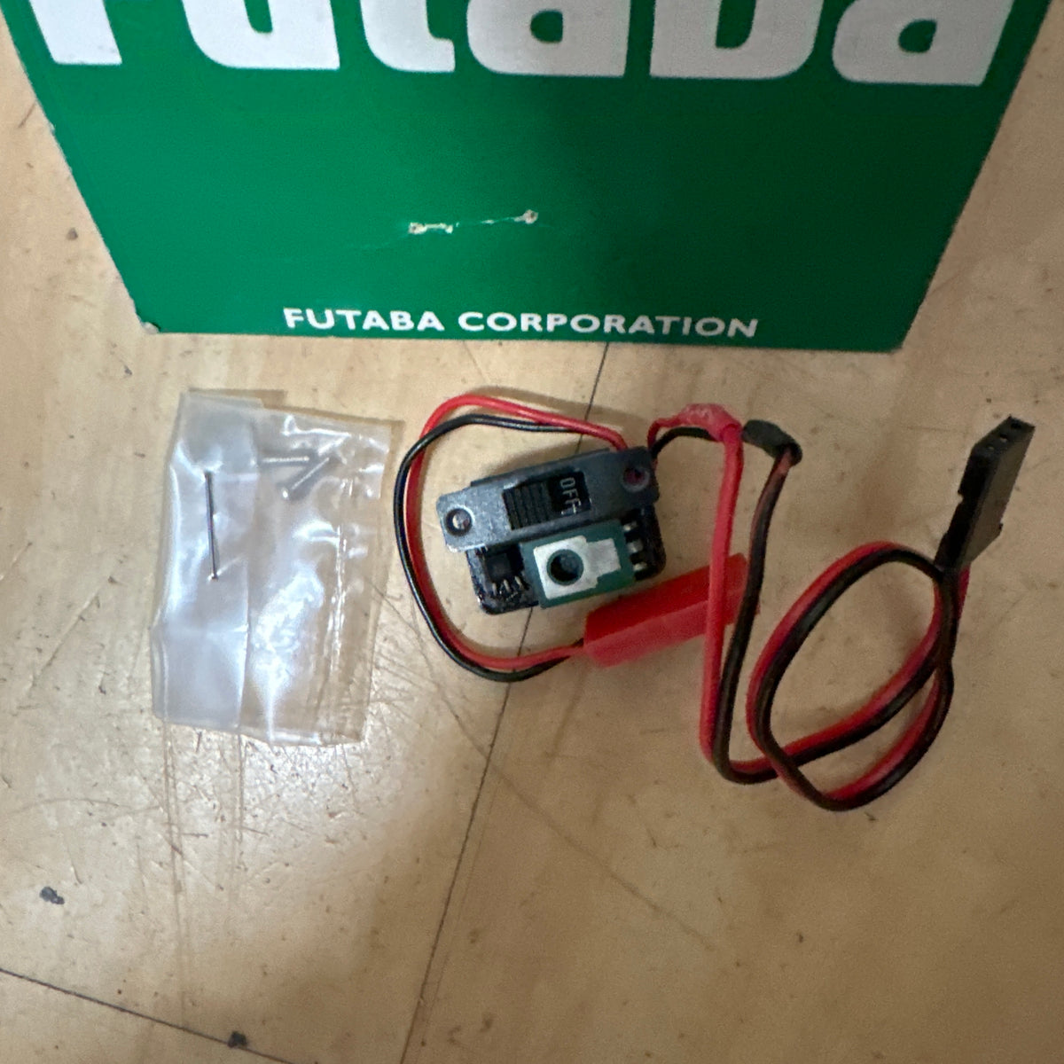 Futaba P-R4-SWBN Switch with BEC Regulator 1.5 – Sussex Model Centre