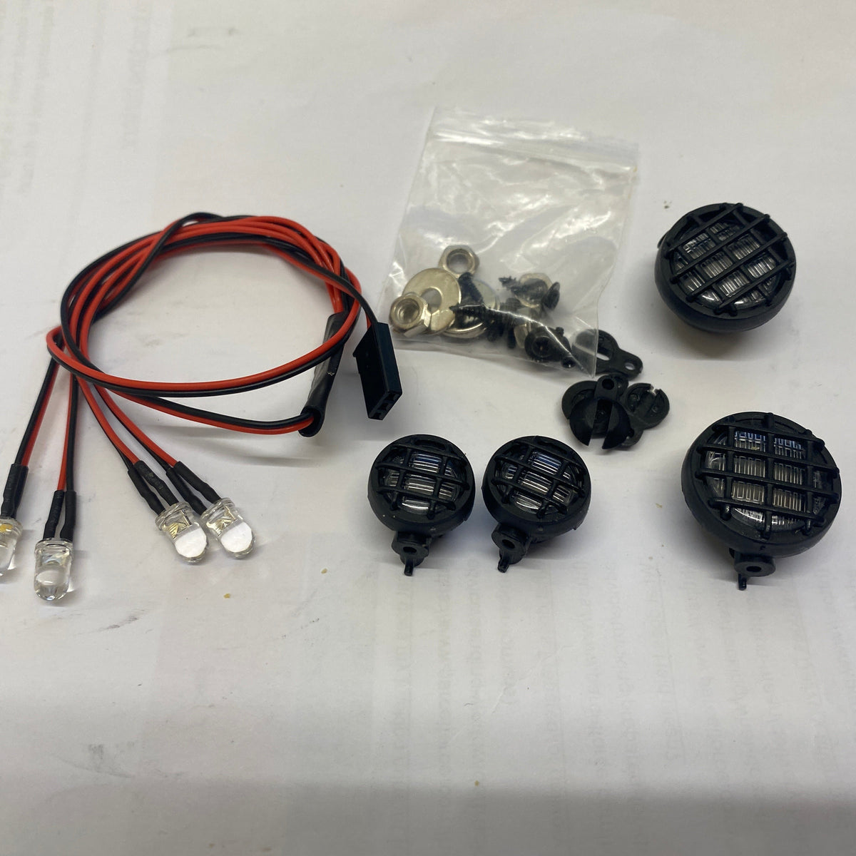 4 Fog style lights (2 Sizes) with LEDs – Sussex Model Centre