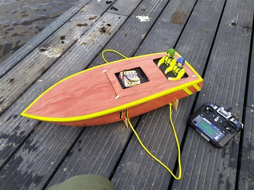 RBC Crackerbox 700 Model Boat Kit – Sussex Model Centre