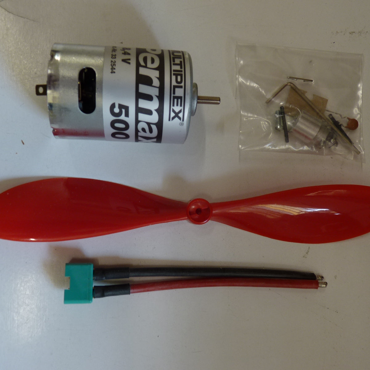 Multiplex Permax 500 Motor Drive Set with Prop – Sussex Model Centre